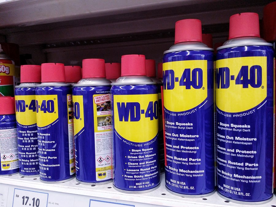 Pasti Sudah Sering Memakainya, Tapi Tahukah Arti Nama WD-40? | Gilamotor Pasti Sudah Sering Memakainya, Tapi Tahukah Arti Nama WD-40? | Gilamotor